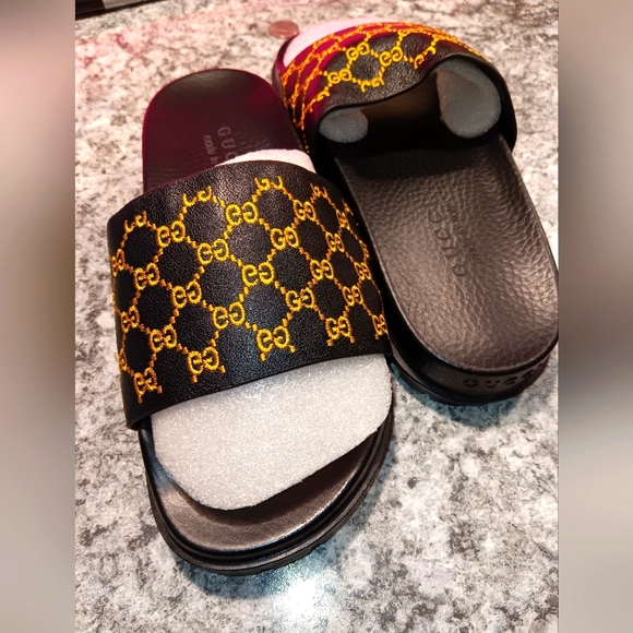 Gucci | Shoes | Gg Slides | Poshmark